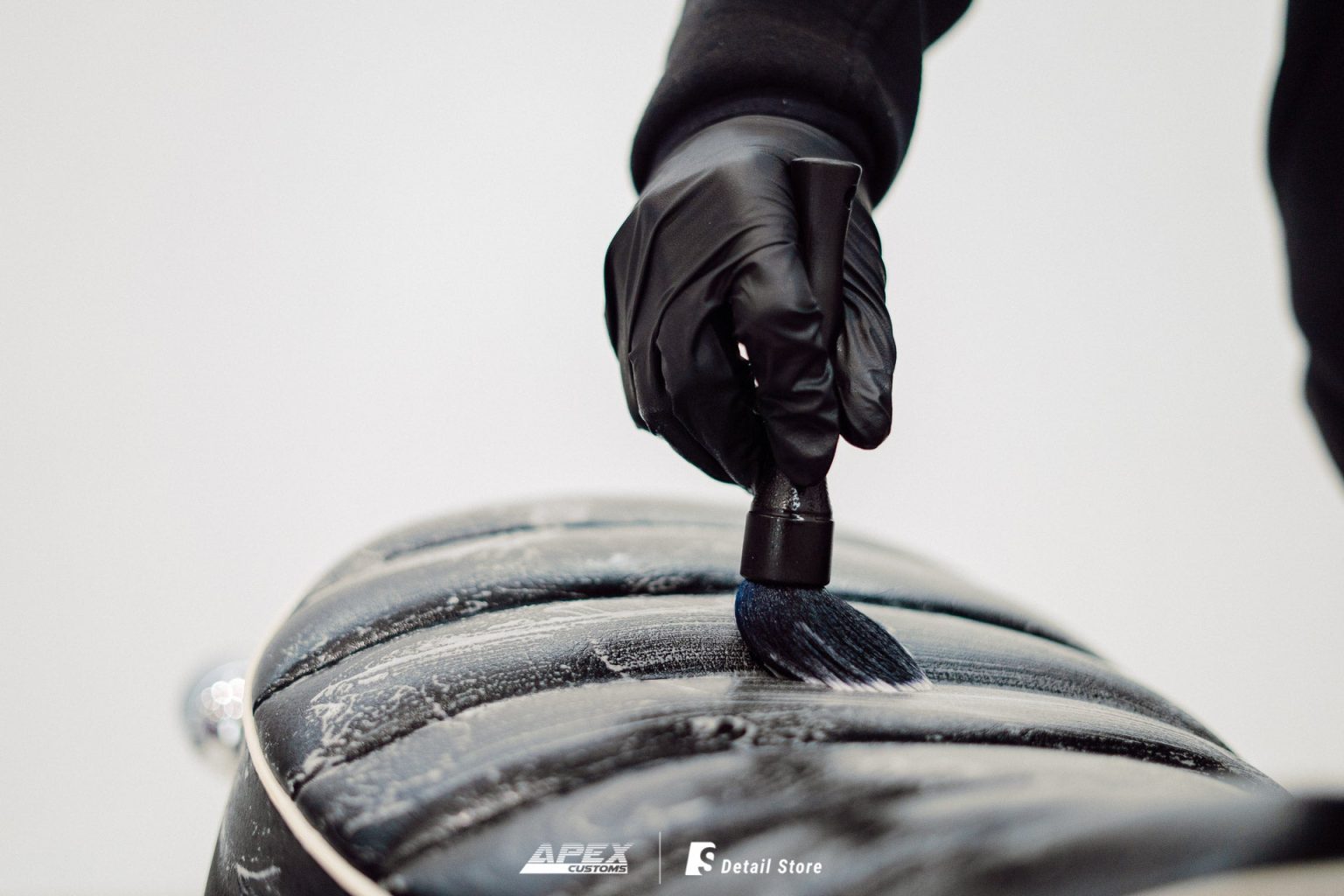 How to Find the Correct Glove Sizing - The Detail Store | Home of the ...