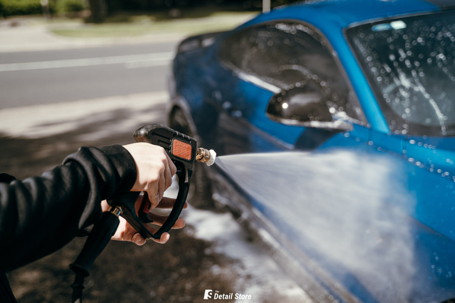 How Flow Rate Impacts Car Detailing Efficiency with Pressure Washers ...
